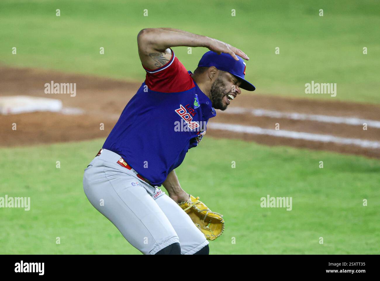 MEXICALI, MEXICO - FEBRUARY 7: Jimmy Cordero, closing pitcher for ...