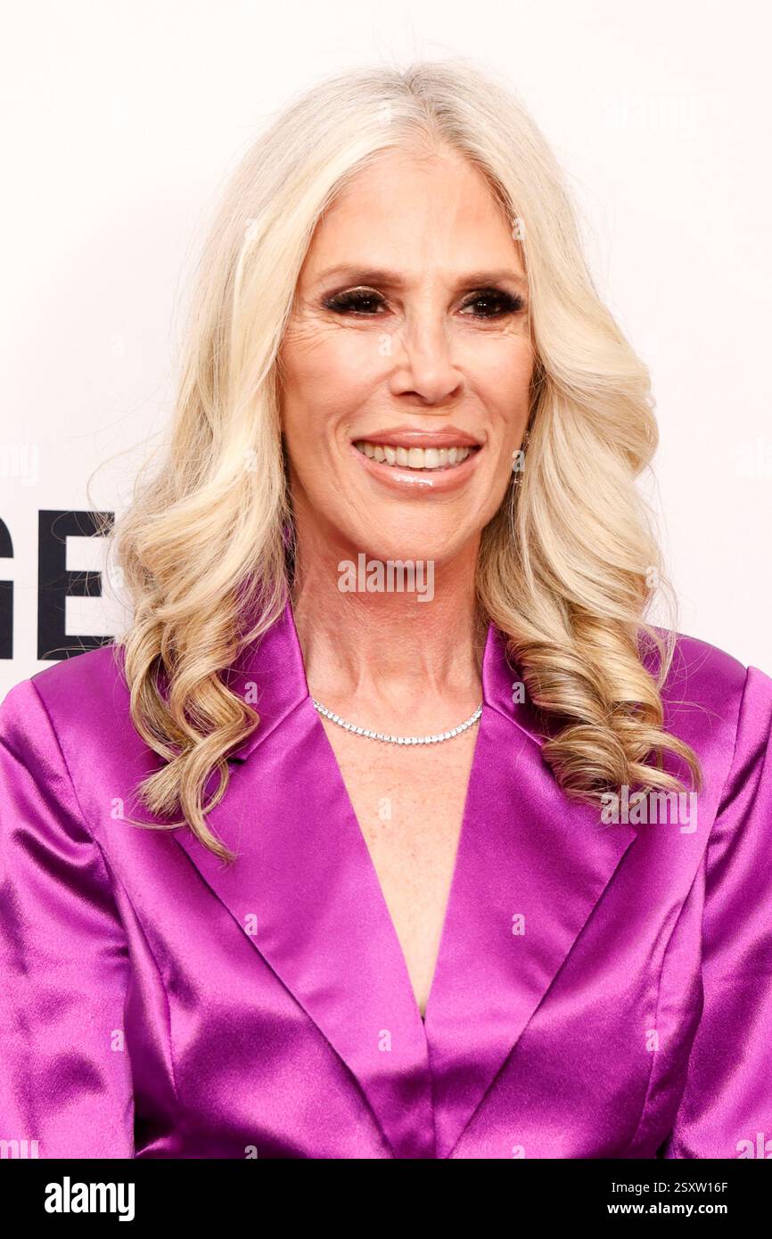 LOS ANGELES - FEB 24: Lisa Stanley at the Cure Addiction Now Inaugural ...