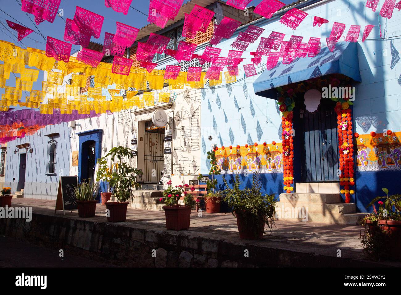 Oaxaca, Mexico; 1st January 2025: Views of the colorful streets of the ...