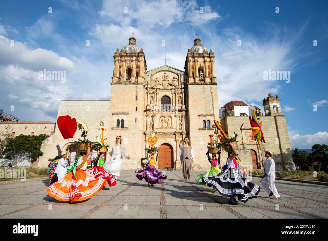 Oaxaca, Mexico; 1st January 2025: Popular folklore parade and dance in ...