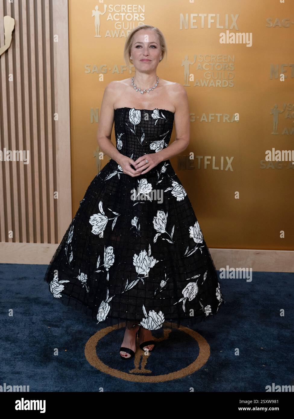 February 23, 2025, Los Angeles, California, USA: Gillian Anderson ...