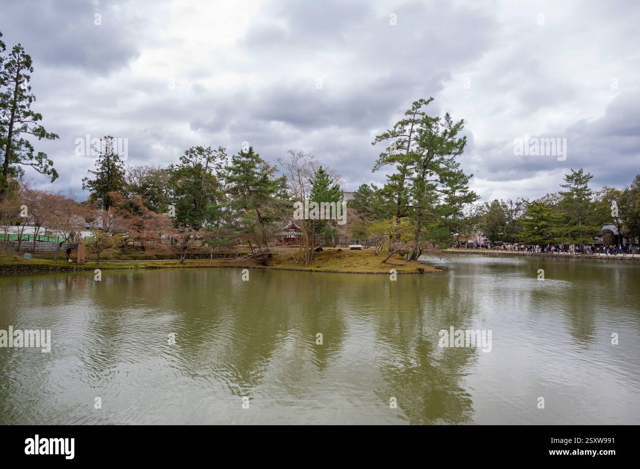 Beautiful view of the pond at the entrance to the Todaiji temple in ...