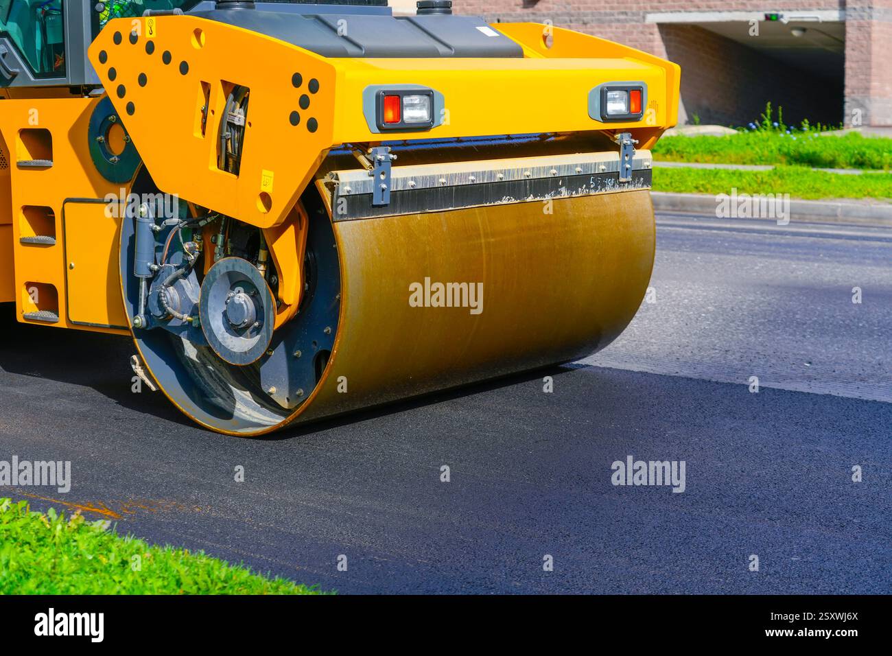 Transportation road vibratory roller hi-res stock photography and images - Alamy