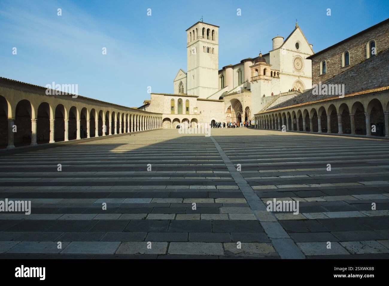 5 Description Suggestive shadows on the lower square and light on the ...