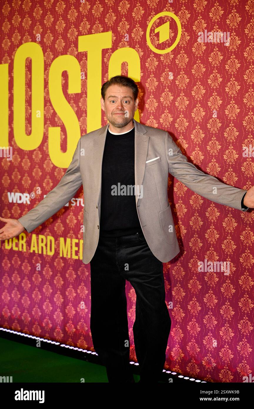 Max Giermann bei der Premiere der ARD Comedy-Serie Ghosts im Cinenova ...