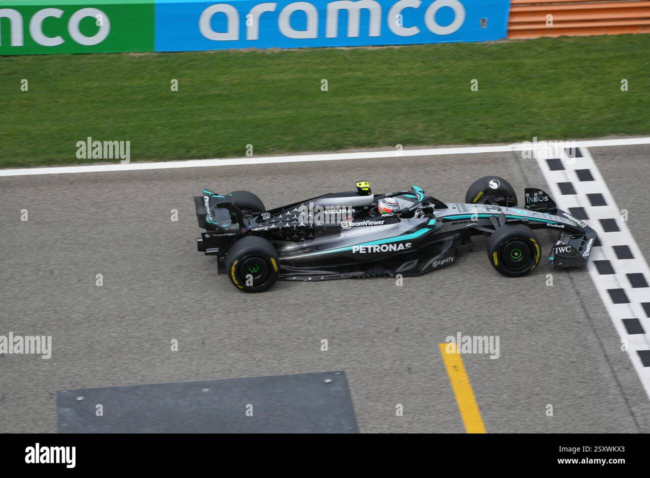 Sakhir, Bahrain. 26th Feb, 2025. Formula 1: Start of pre-season testing ...