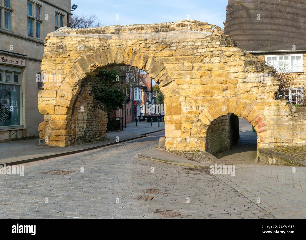 Newport Arch on Ermine Street, Roman entrance gateway to city of ...