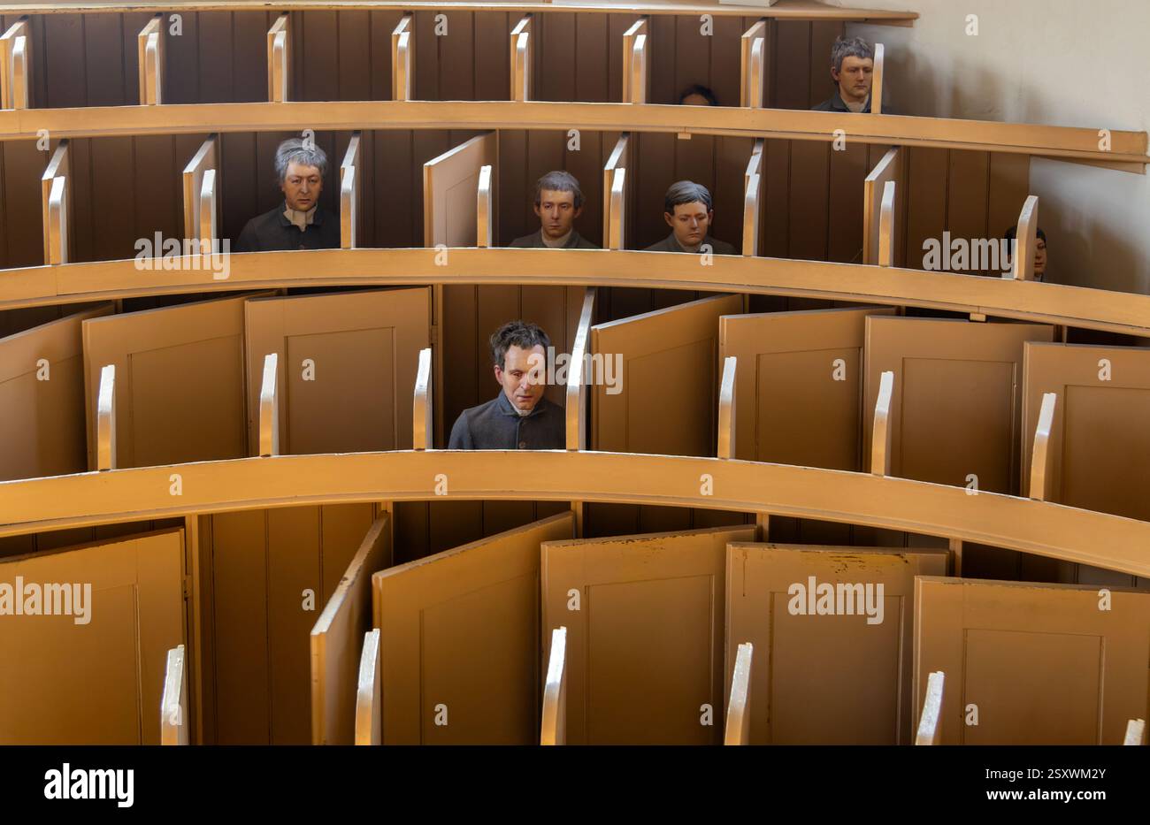 Mannequin models of prisoners in prison chapel Victorian jail museum ...