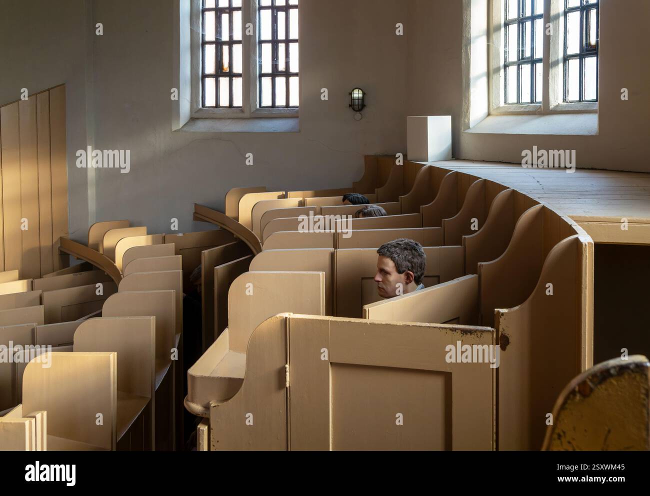 Mannequin models of prisoners in prison chapel Victorian jail museum ...