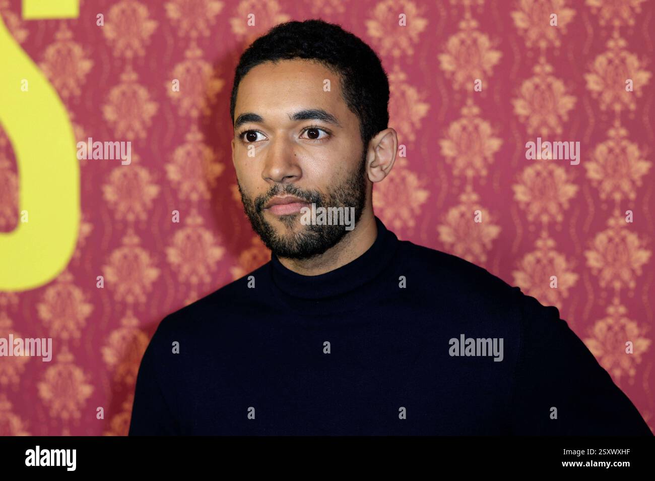 Benito Bause bei der Premiere der ARD Comery-Serie Ghosts im Cinenova ...