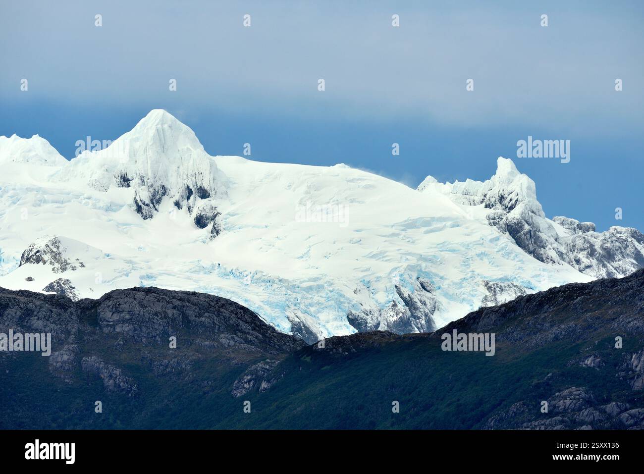 Sudamerika bernardo ohiggins national park hi-res stock photography and ...