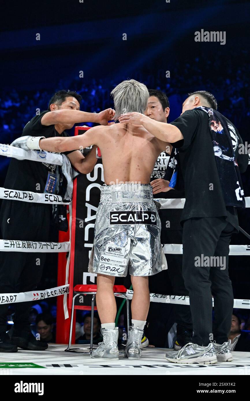 Tenshin Nasukawa of Japan during their non-title, 10-round boxing match ...