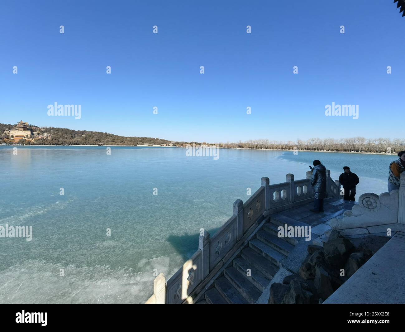Early spring scenery of the Kunming Lake at the Summer Palace in ...