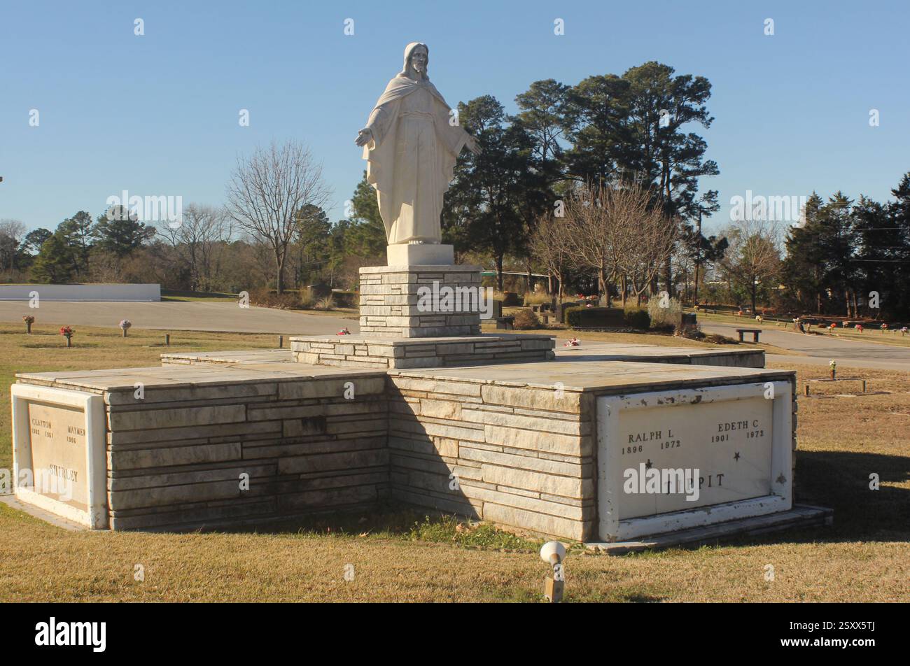 Tyler TX - January 6, 2025: Cathedral In The Pines Memorial Gardens ...