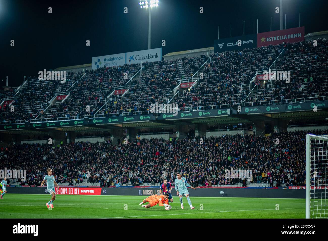 Madrid, Spain. 25th Feb, 2025. Goalkeeper Juan Musso of Atlético de ...