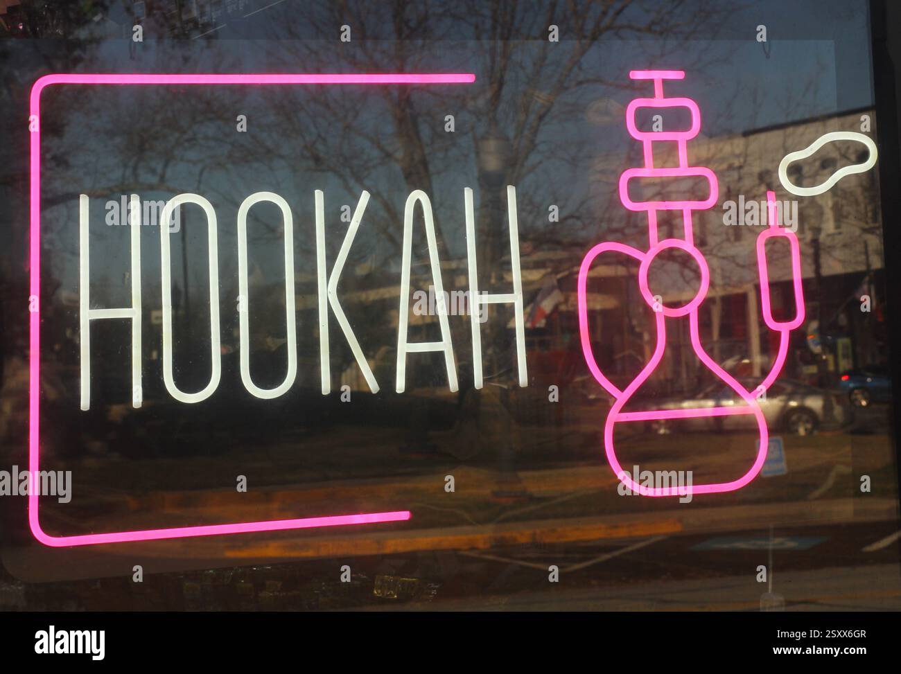 Neon Hookah Sign in Window of Vape Shop Stock Photo - Alamy
