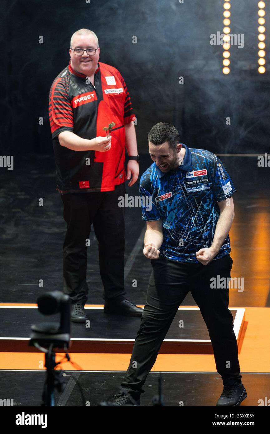 Luke Humphries aka Cool Hand Luke (England) jubelt nach seinem ...