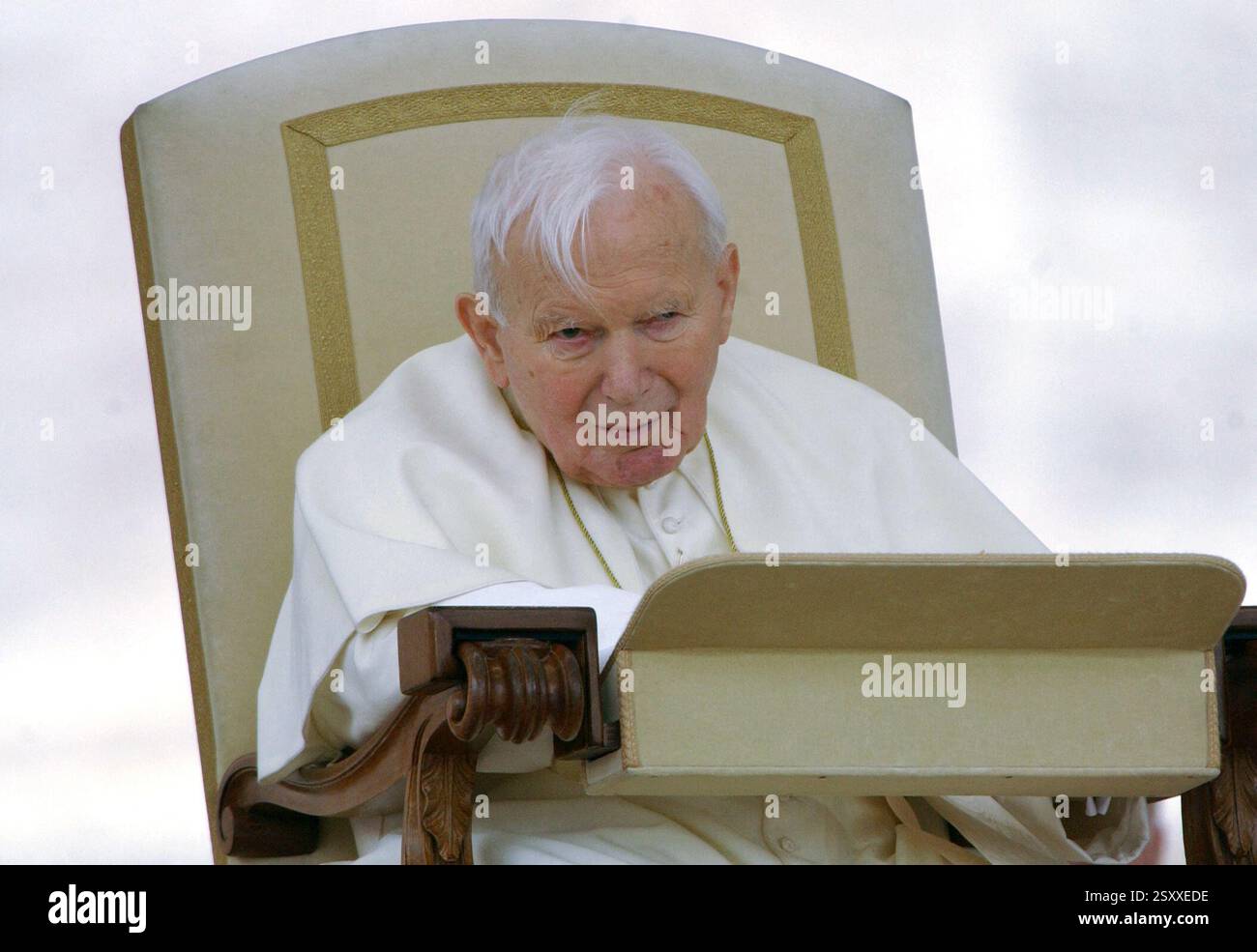 Unknown. 26th Feb, 2025. File photo dated June 5, 2002. Pope John Paul ...