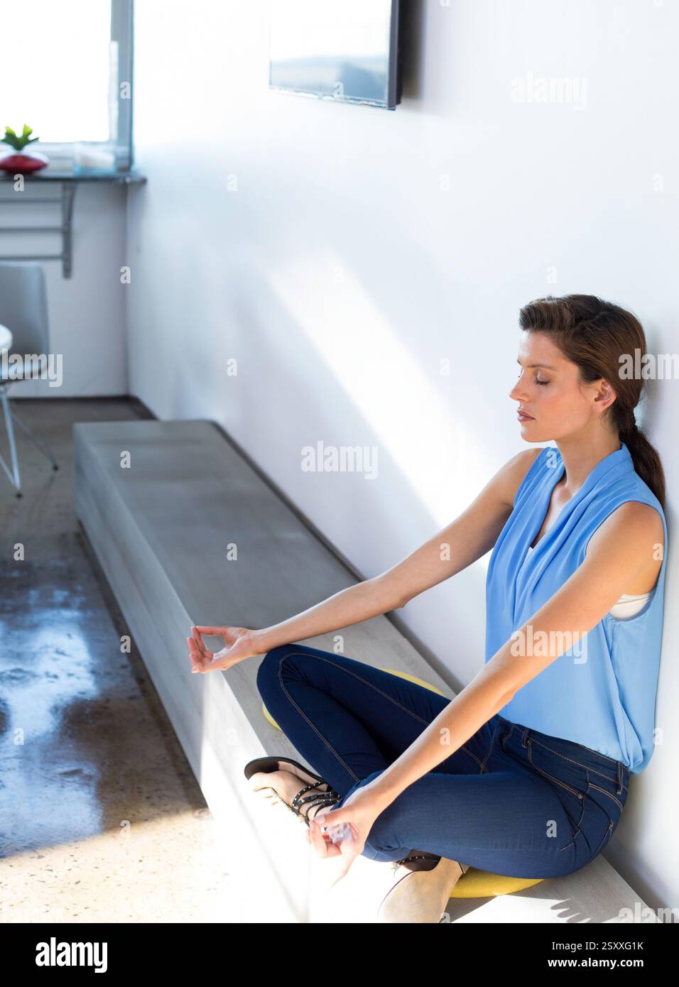 Peace and work hi-res stock photography and images - Alamy