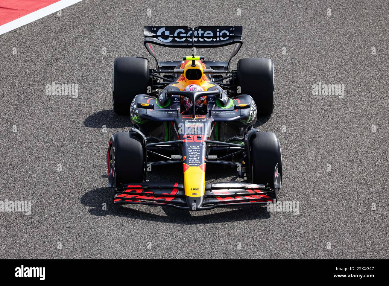 Sakhir, Bahrain, 26/02/2025, 30 LAWSON Liam (nzl), Red Bull Racing RB21 ...