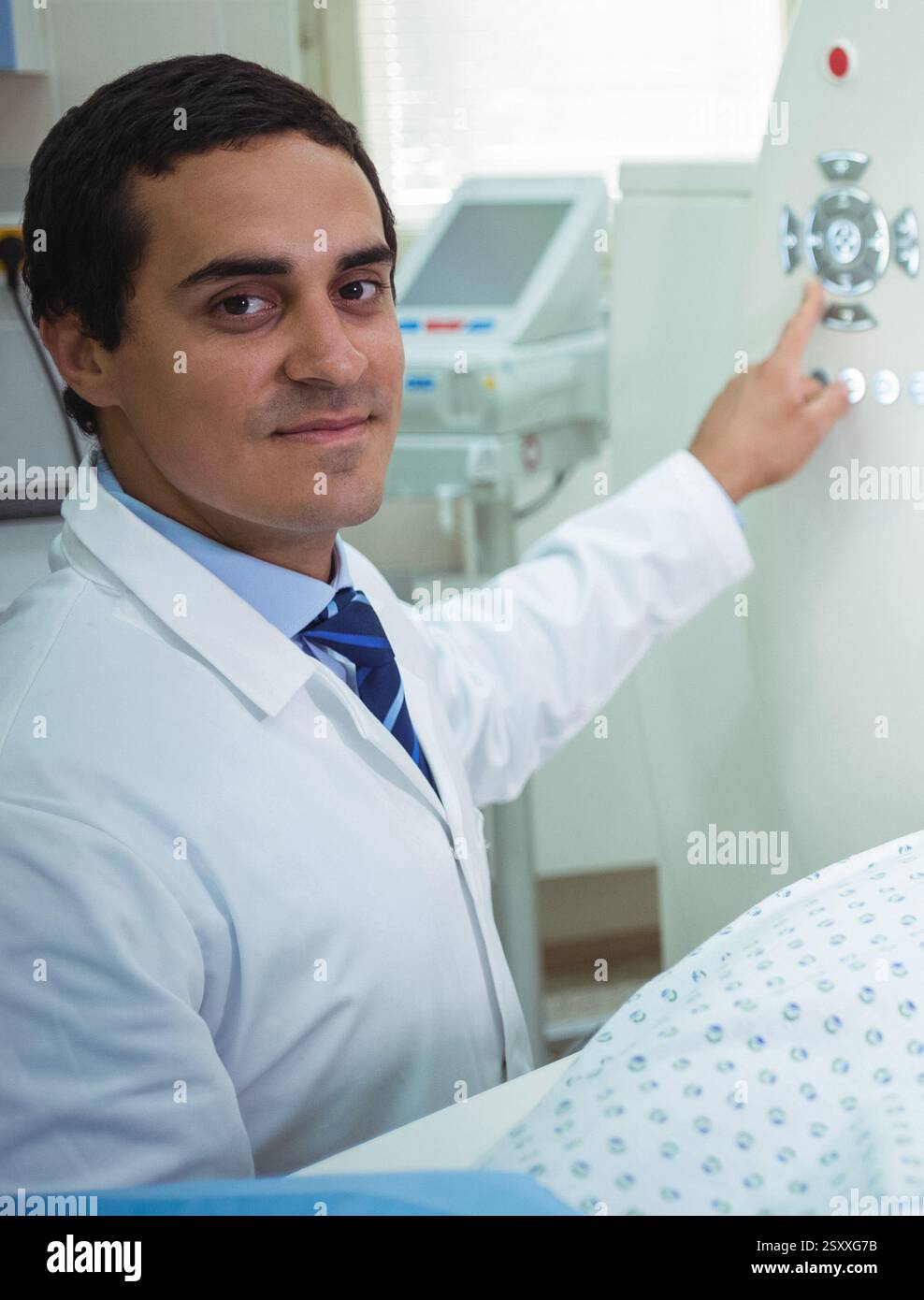 Ensuring patient hi-res stock photography and images - Alamy