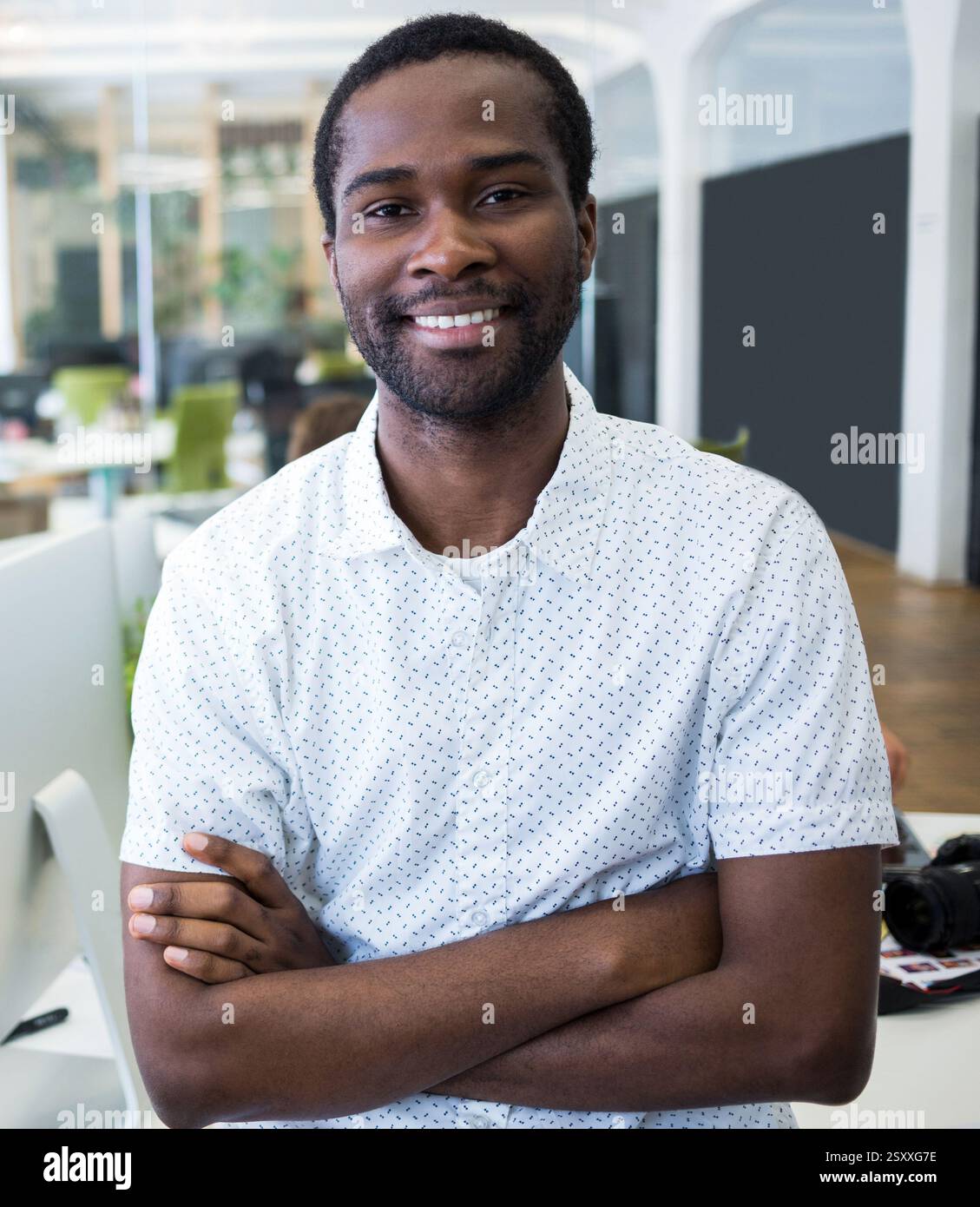 Feeling confident in team hi-res stock photography and images - Alamy