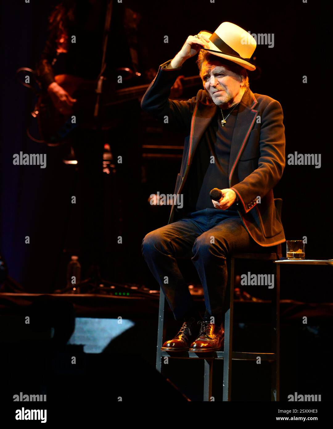 Miami, Florida, USA. 25th Feb, 2025. Spanish musician Joaquín Sabina ...