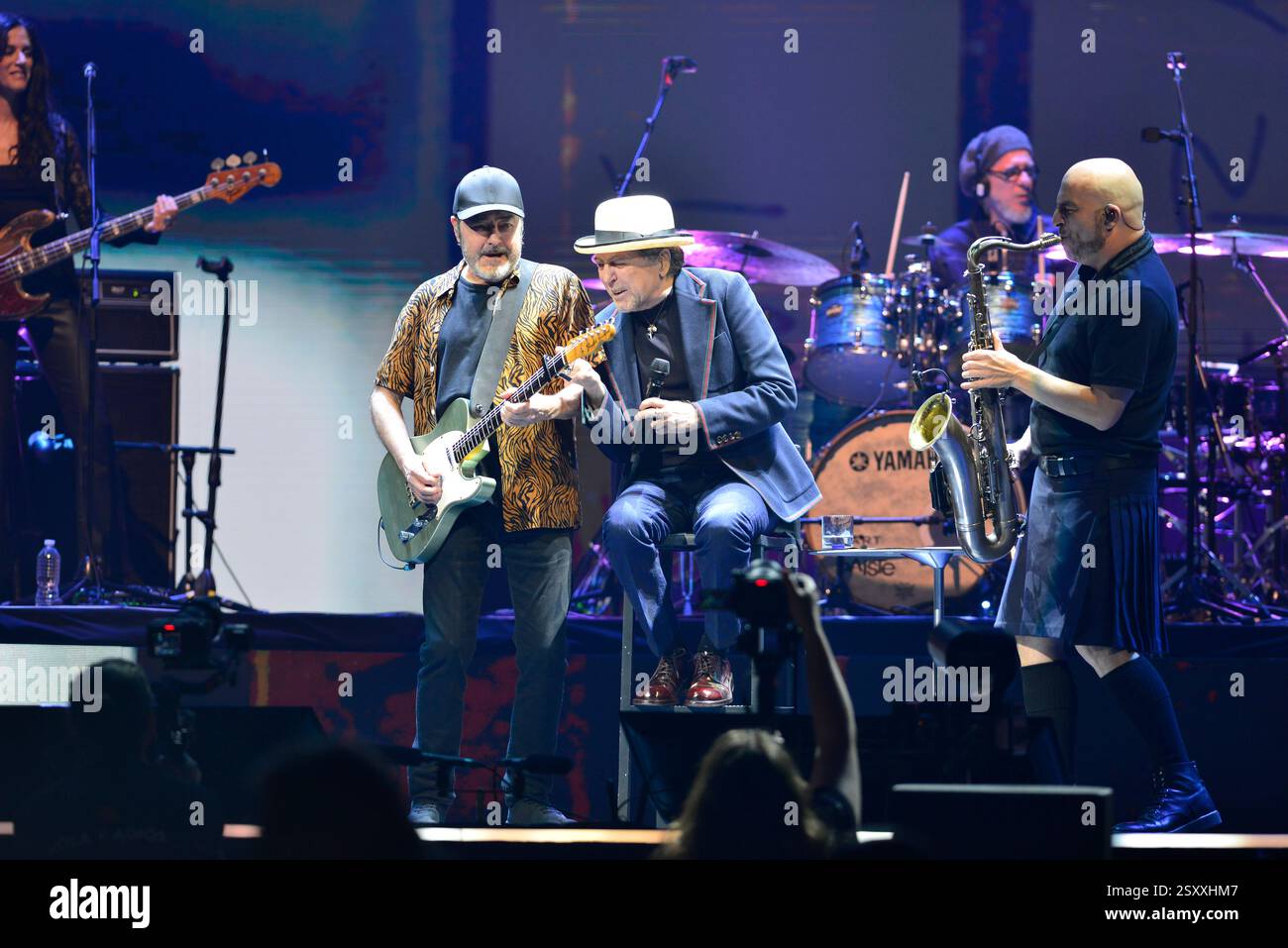 MIAMI, FLORIDA - FEBRUARY 25: Spanish musician Joaquín Sabina performs ...