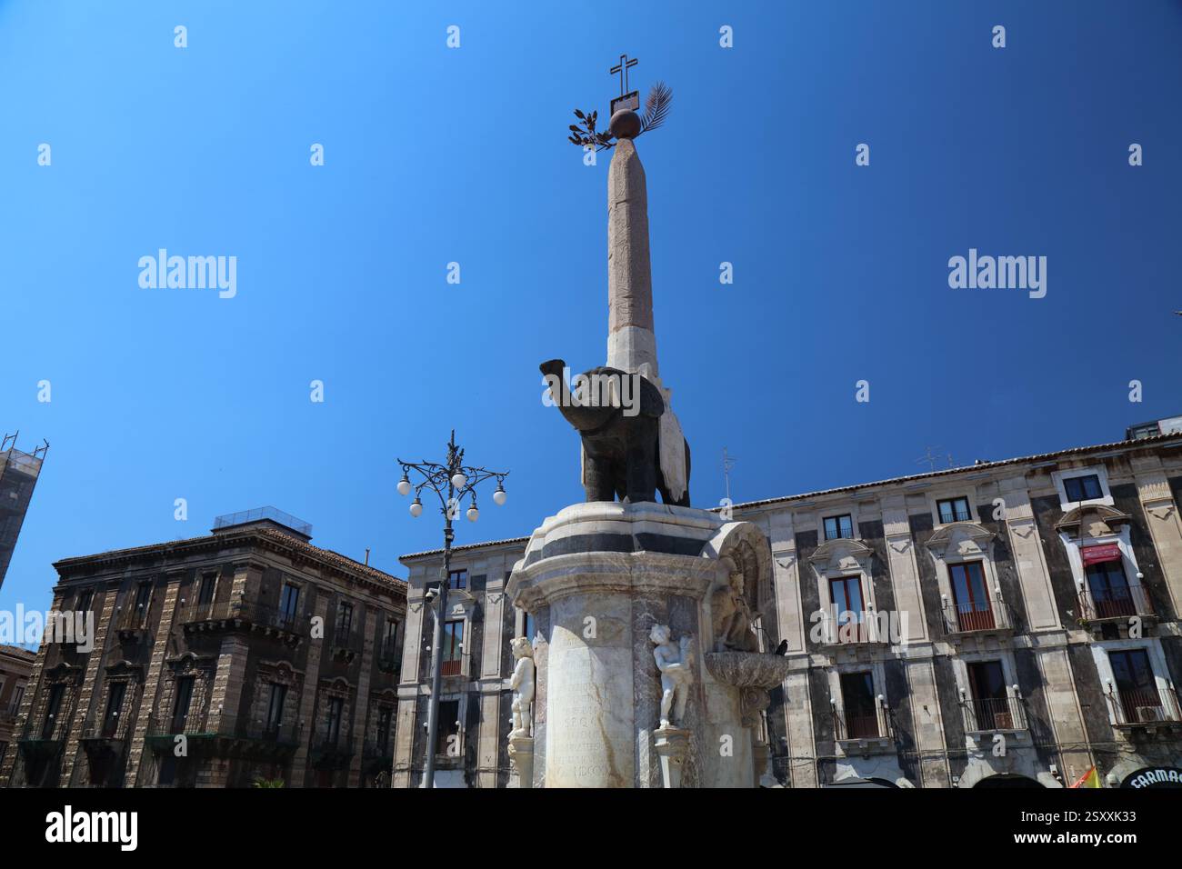 CATANIA, ITALY - AUGUST 14, 2024: Ancient elephant statue made of lava ...