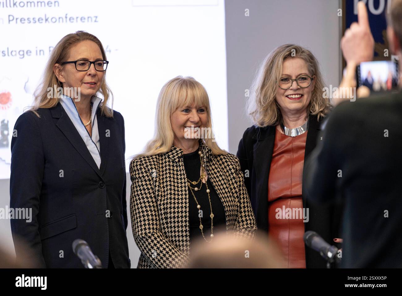 Polizeipräsidentin Barbara Slowik Meisel stellt Bilanz der ...