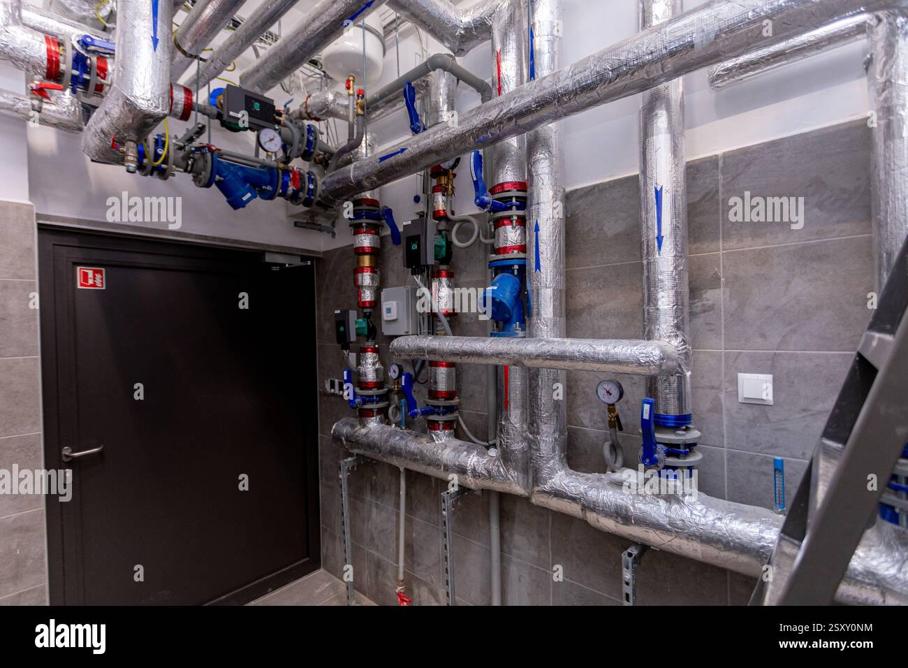 The Role of Industrial Pipework in a Contemporary Mechanical Room ...