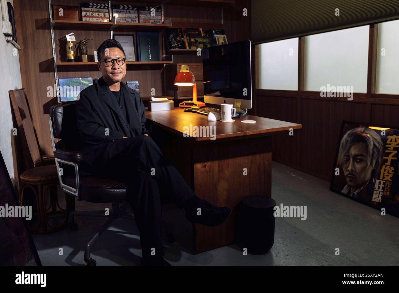 Li Tsz-chun bei einm exklusiven Photoshooting in seinem Studio ...