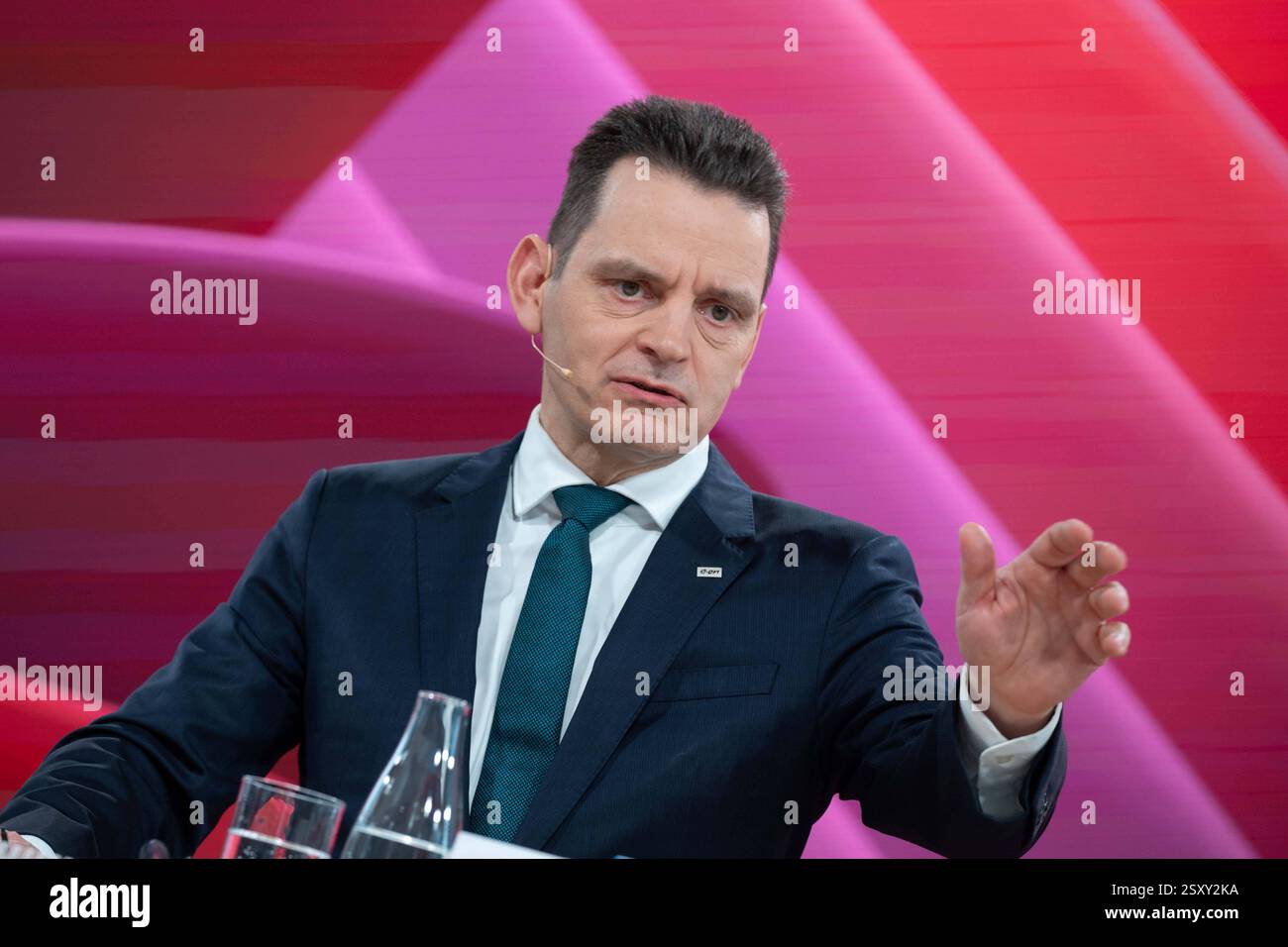 Leonhard BIRNBAUM, Vorstandsvorsitzender CEO, Bilanzpressekonferenz der ...