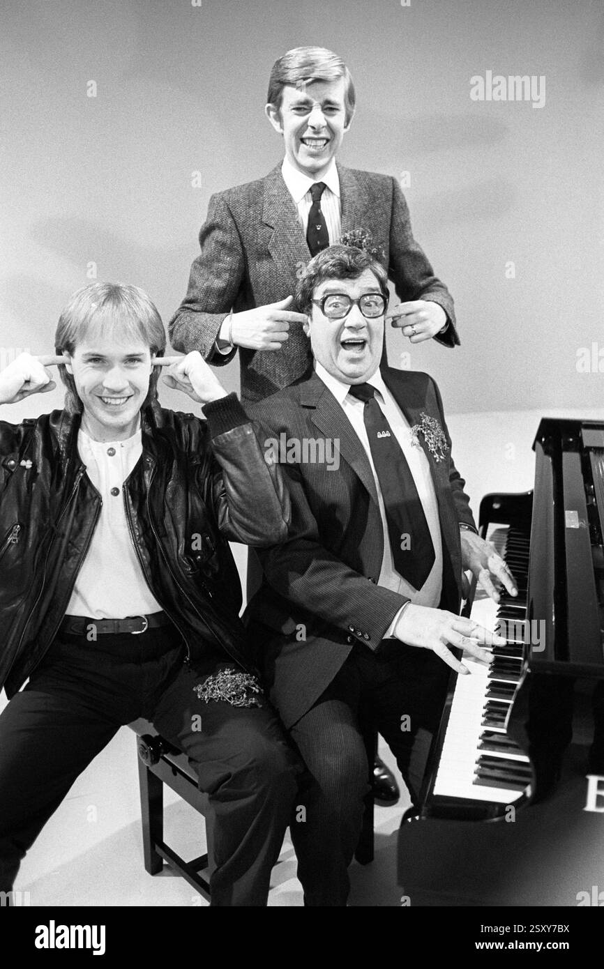 File photo dated 17/03/84 of TV-AM's Irish presenter, Henry Kelly ...