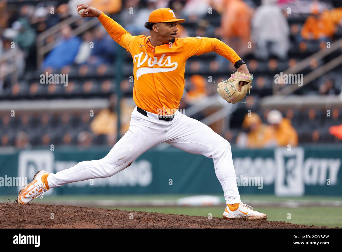 Tennessee Volunteers starting pitcher Marcus Phillips (23) in action ...