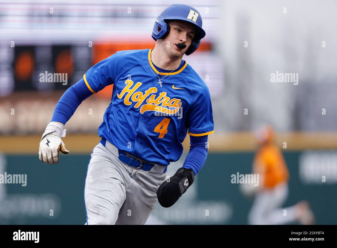 Hofstra Pride left fielder Tyler Cox (4) hustles to third base against ...