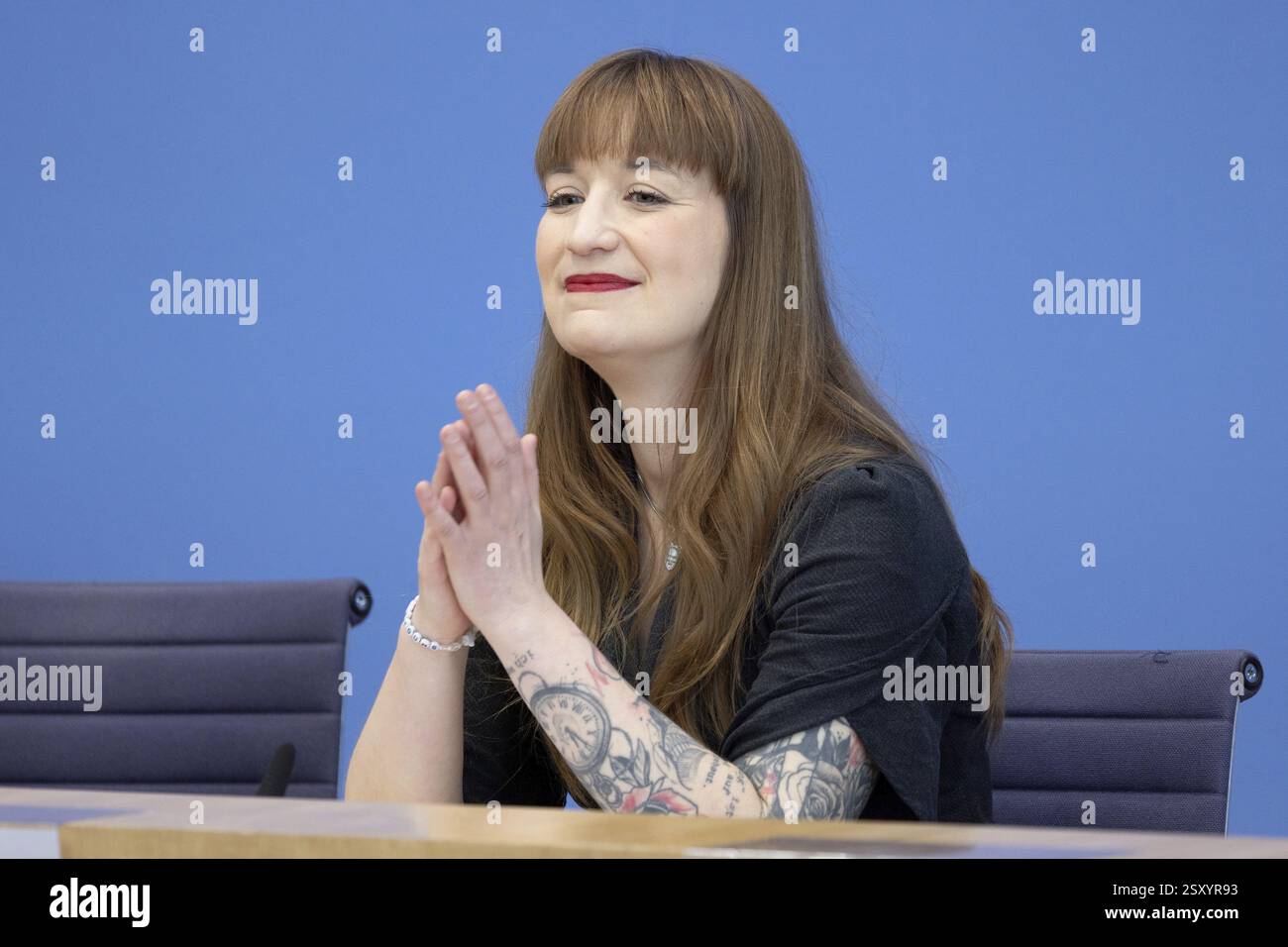 Heidi Reichinnek (top candidate of Die Linke) at the press conference ...