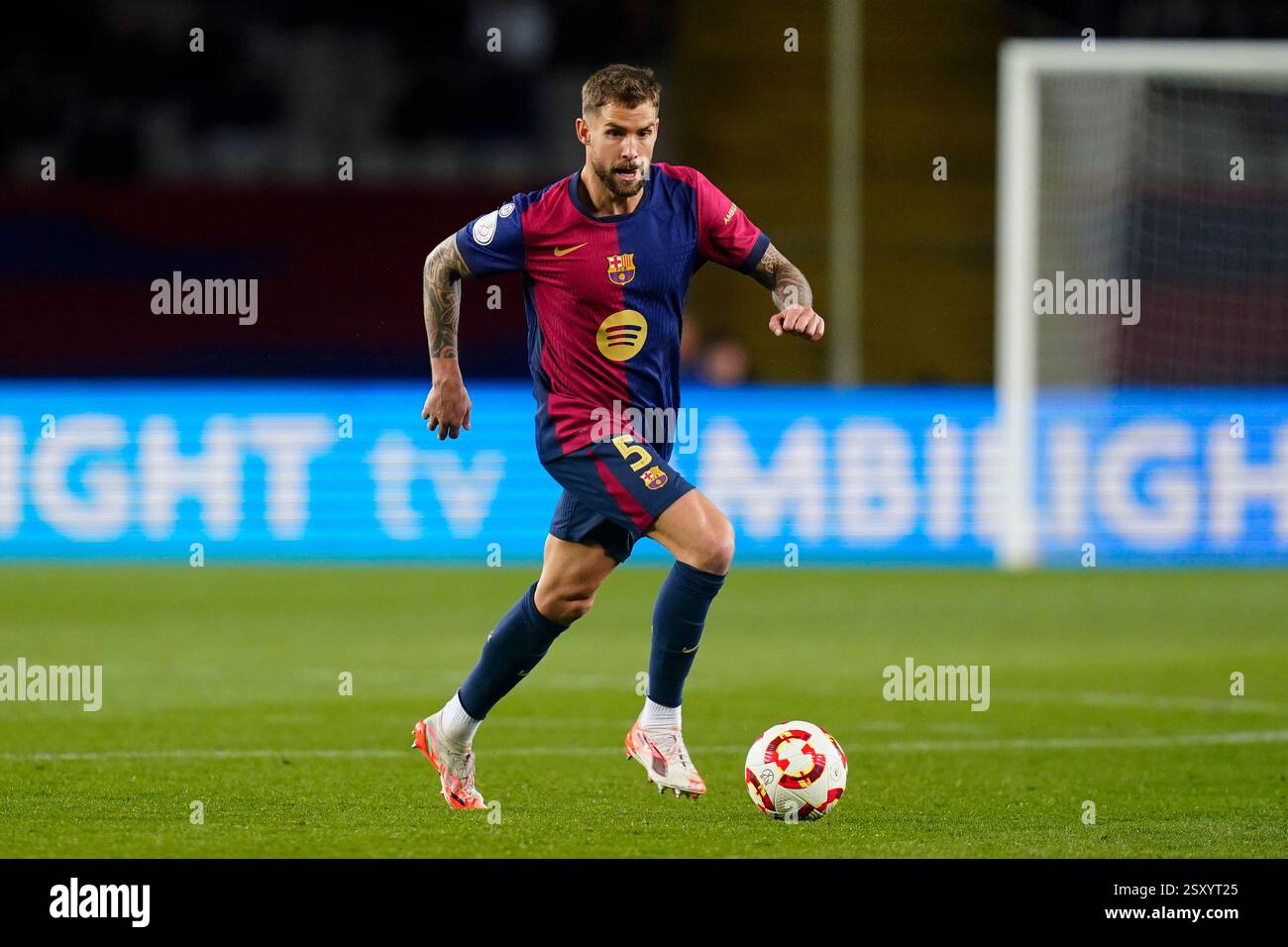 Inigo Martinez of FC Barcelona during the Copa del Rey match, Semi ...