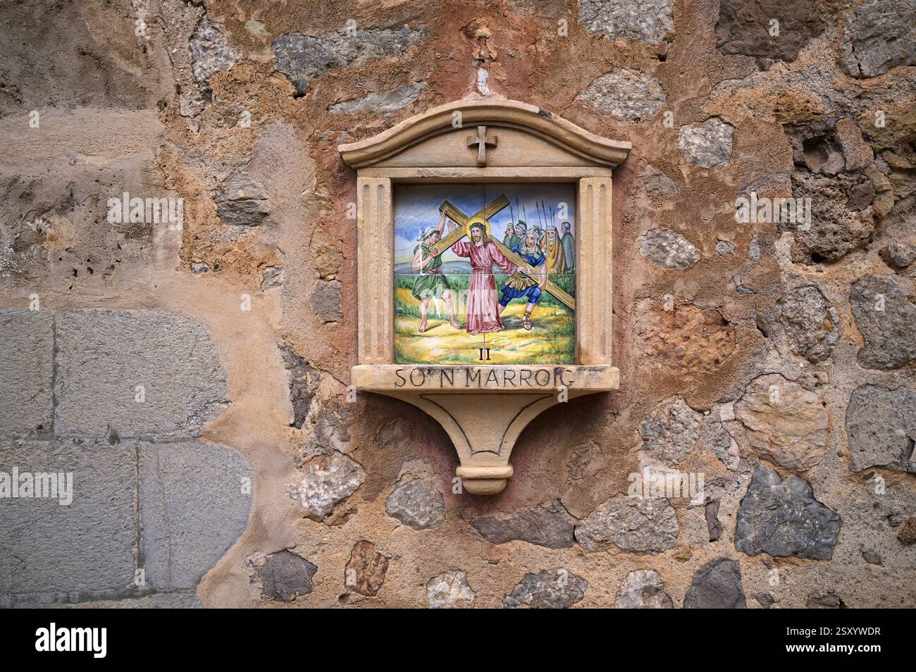 Motif Crucifixion of Jesus, Baldosa, image of a saint, wall tile on the ...