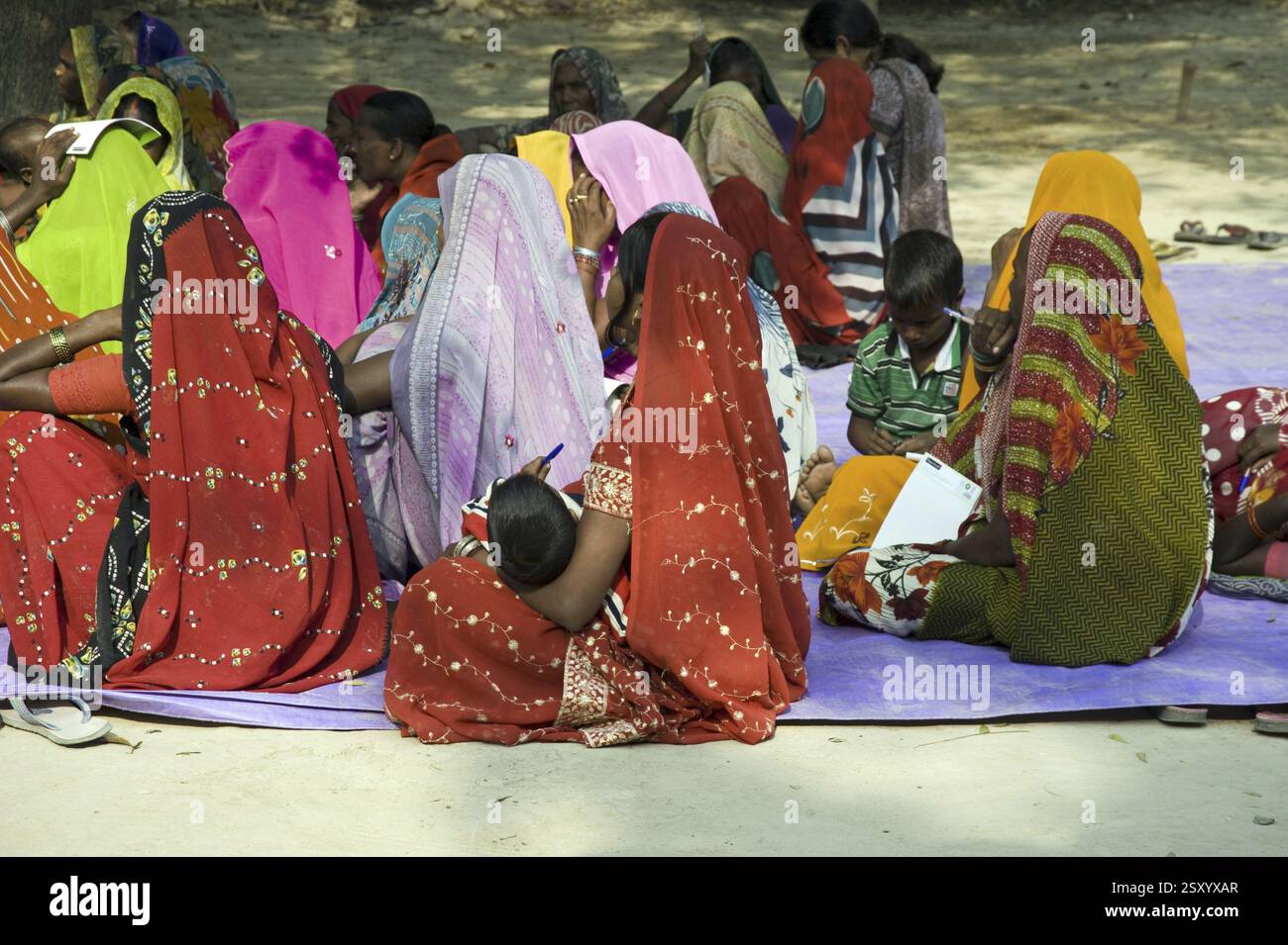 Indian women group meeting rural hi-res stock photography and images ...