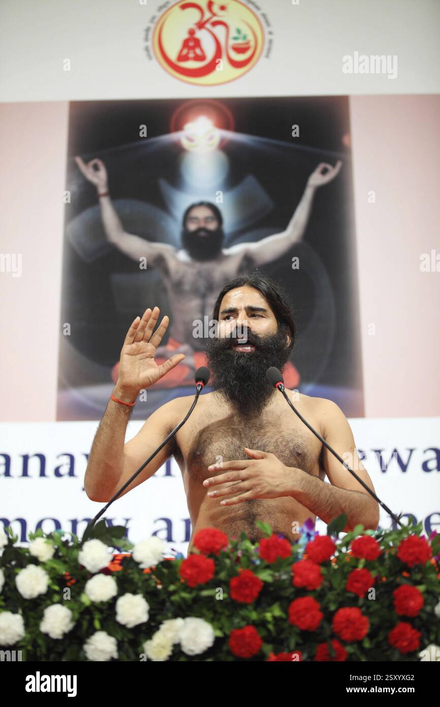 Yoga guru baba ramdev demonstrate pranayam techniques, Bombay, Mumbai ...