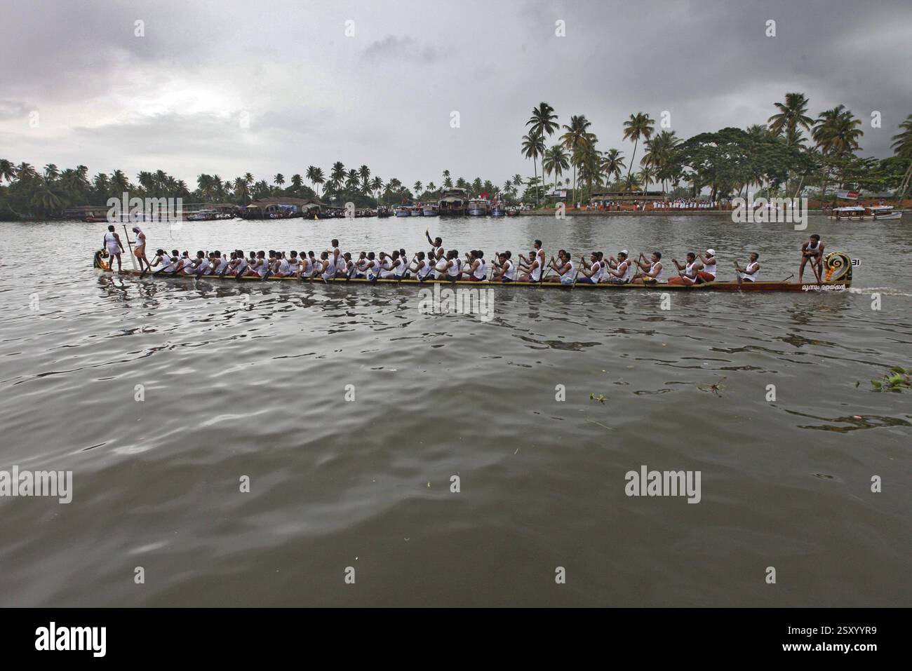 Nehru Trophy Boat Racing in Punnamada Lake at Alleppey Kerala India ...