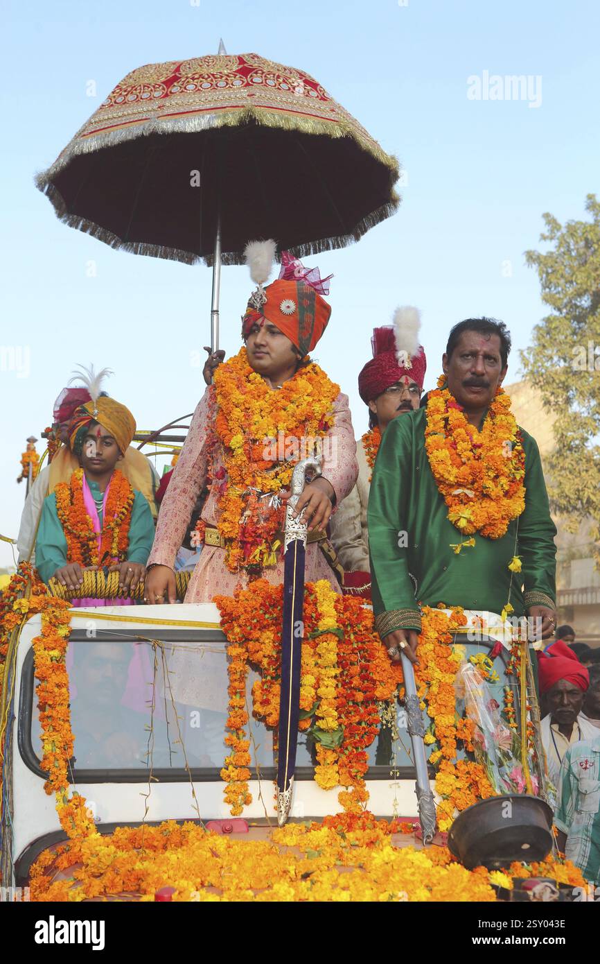 King royal outfit leading dussehra procession, jagdalpur, chhattisgarh ...