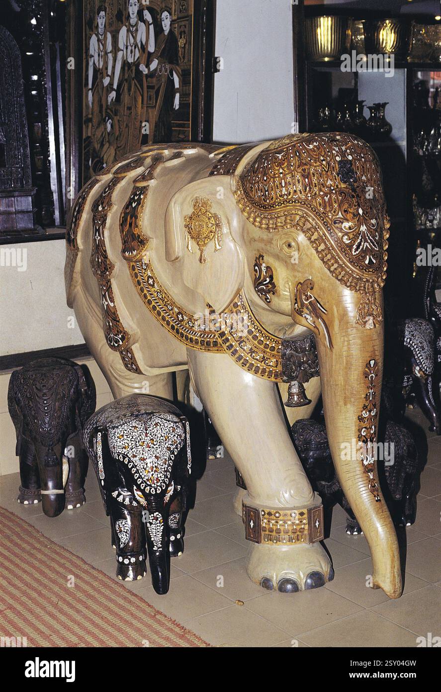 Ivory elephant statue, india, asia Stock Photo - Alamy