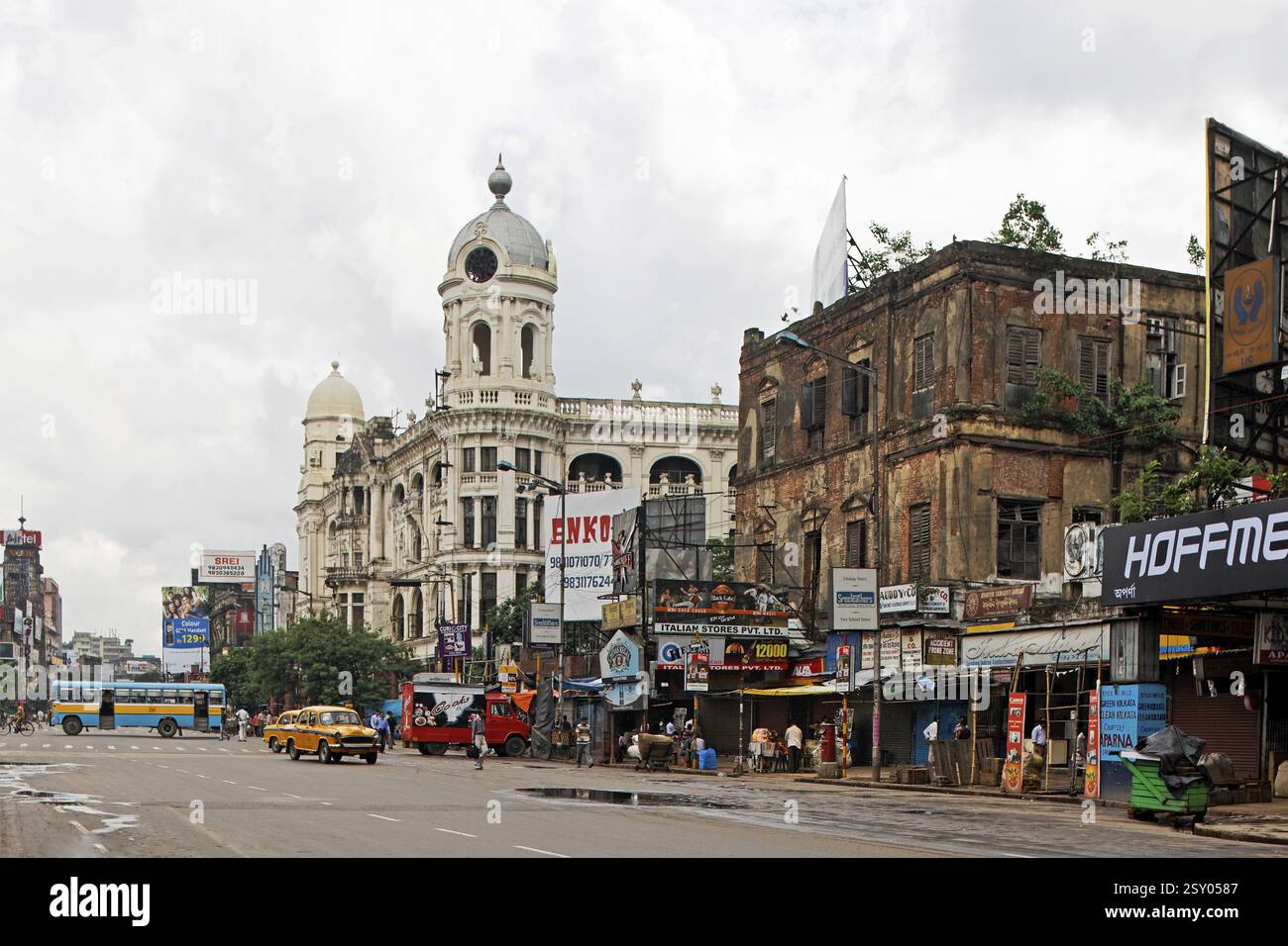 Chowringhee road, Calcutta Kolkata, West Bengal, India, Asia Stock ...