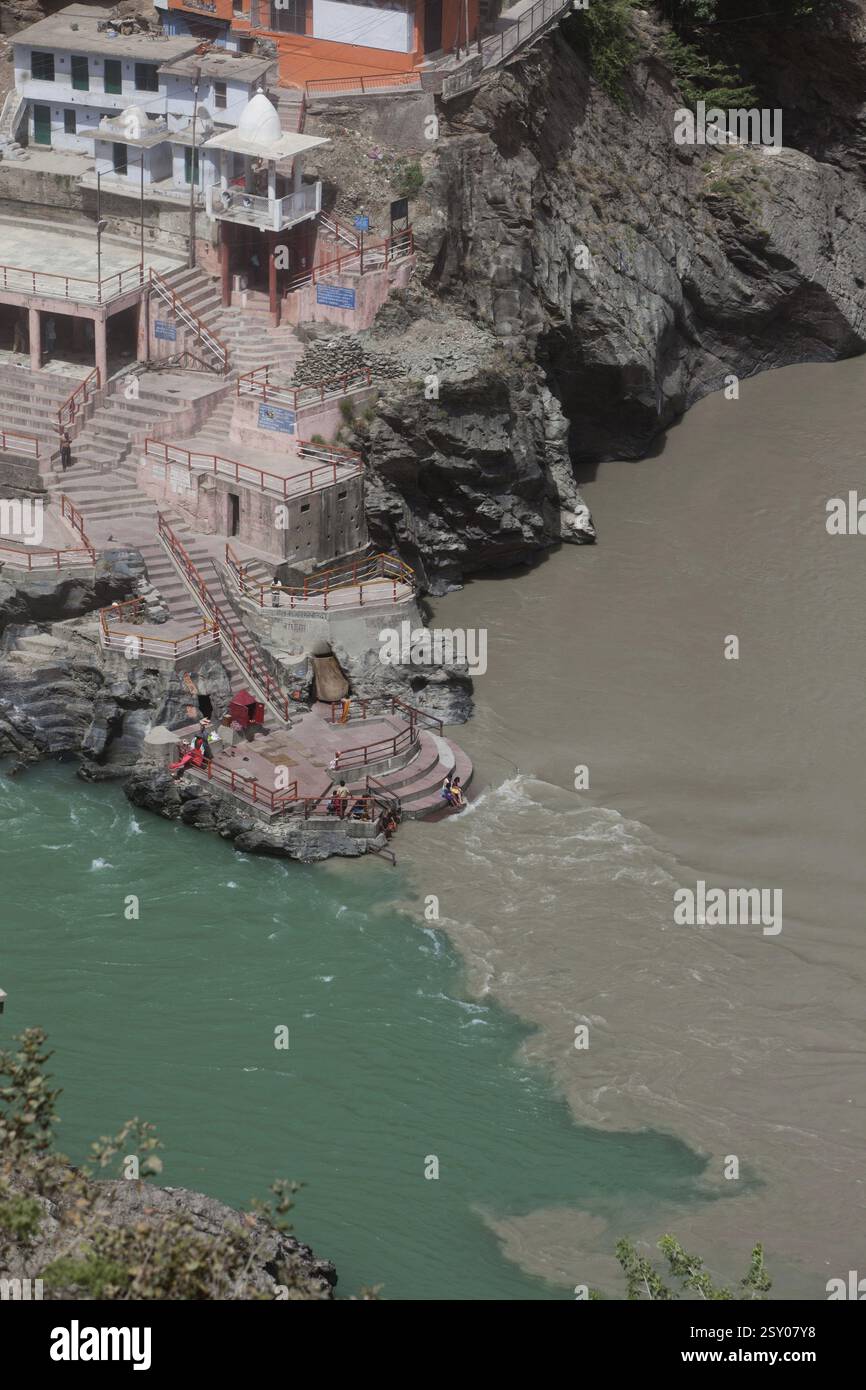 Confluence of Alakananda and Bhagirathi rivers in Pauri Garhwal ...