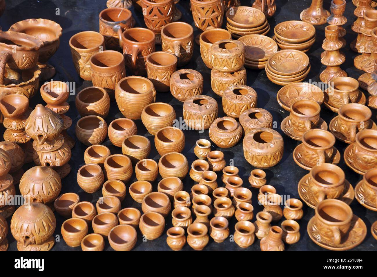 Terracotta craft of bengal India Stock Photo - Alamy