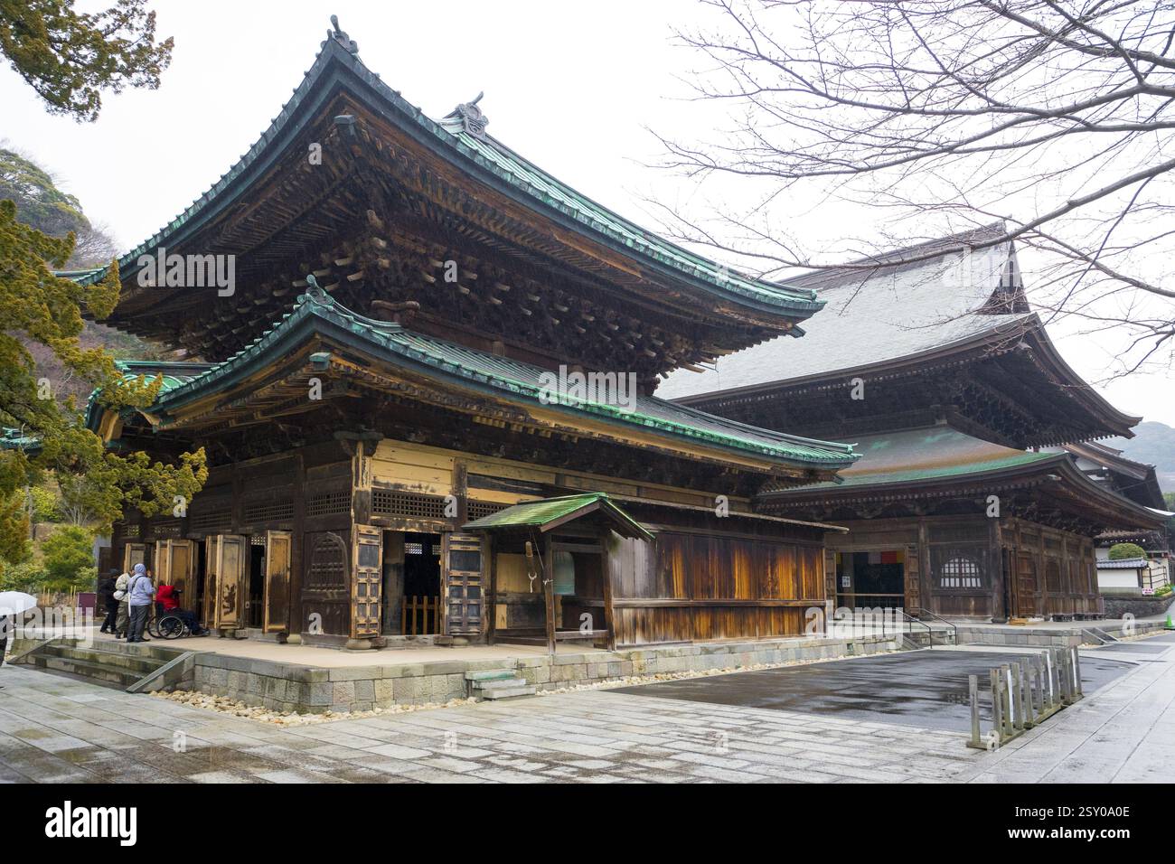 Kencho ji temple, kamakura, japan Stock Photo - Alamy