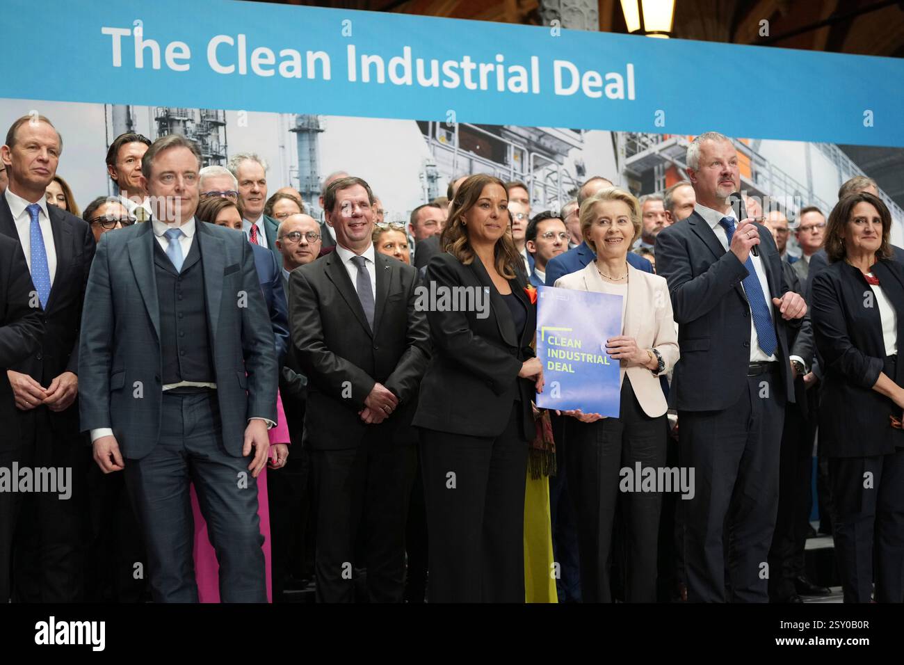 European Commission President Ursula von der Leyen, front center, and Belgium's Prime Minister ...