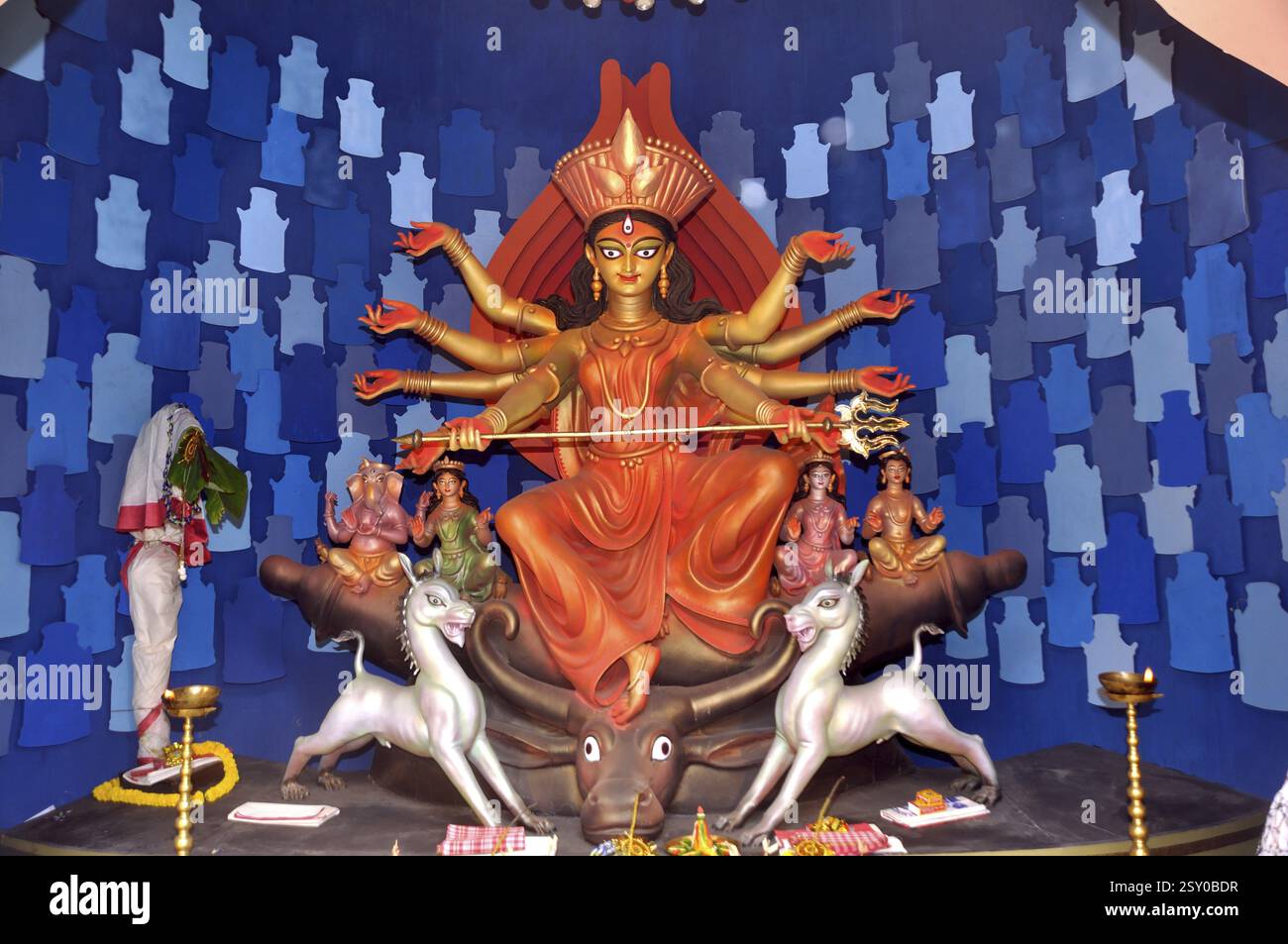 Durga depiction hi-res stock photography and images - Alamy